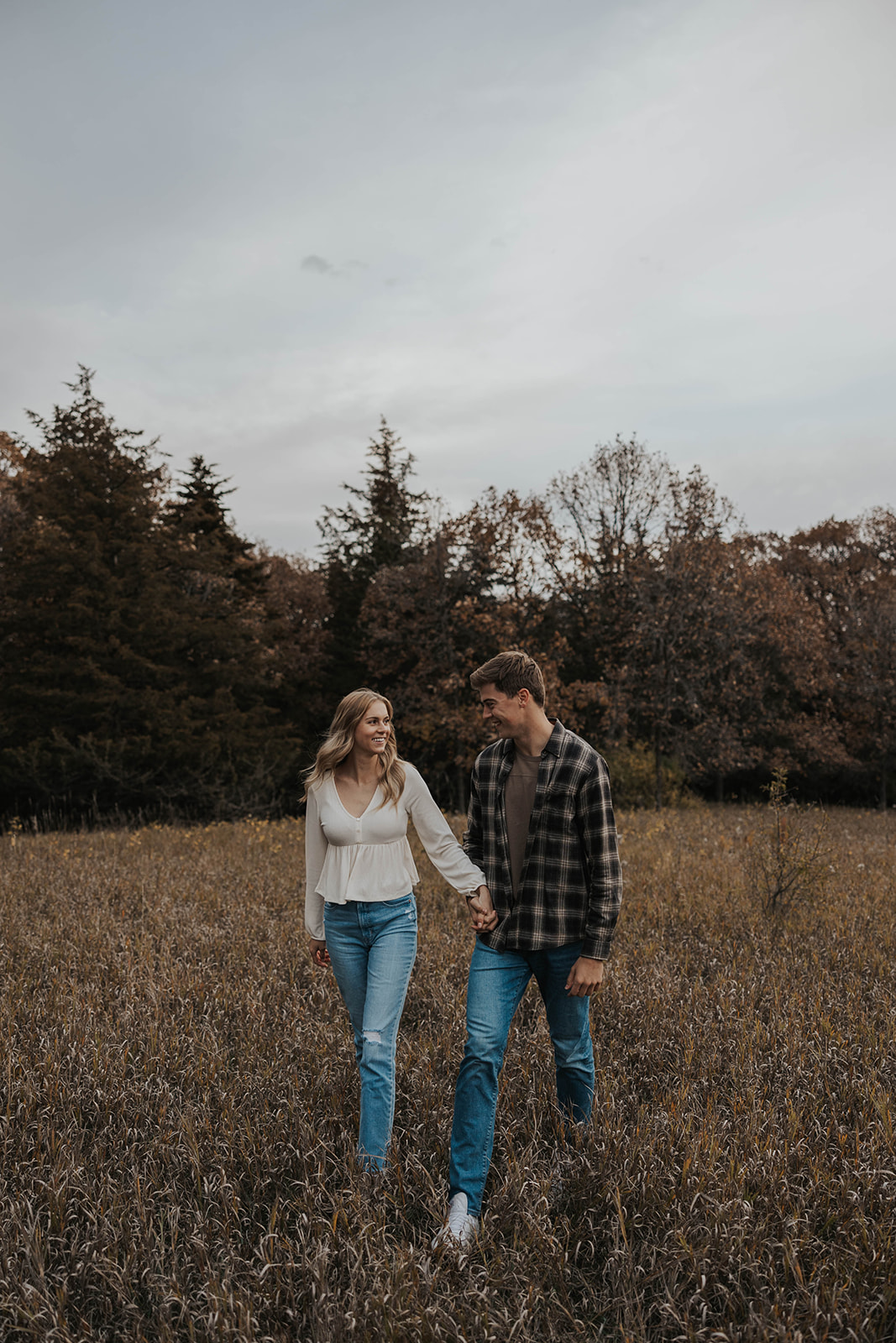 Romantic Park Engagement Photos in Sioux Falls, SD - Showit Blog